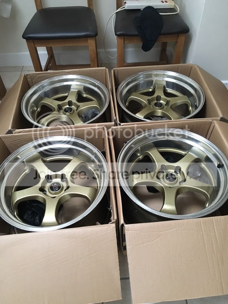 Set of Rota D2EX Gold Polished Lip 18x10 ET12 5x114.3 | Driftworks Forum